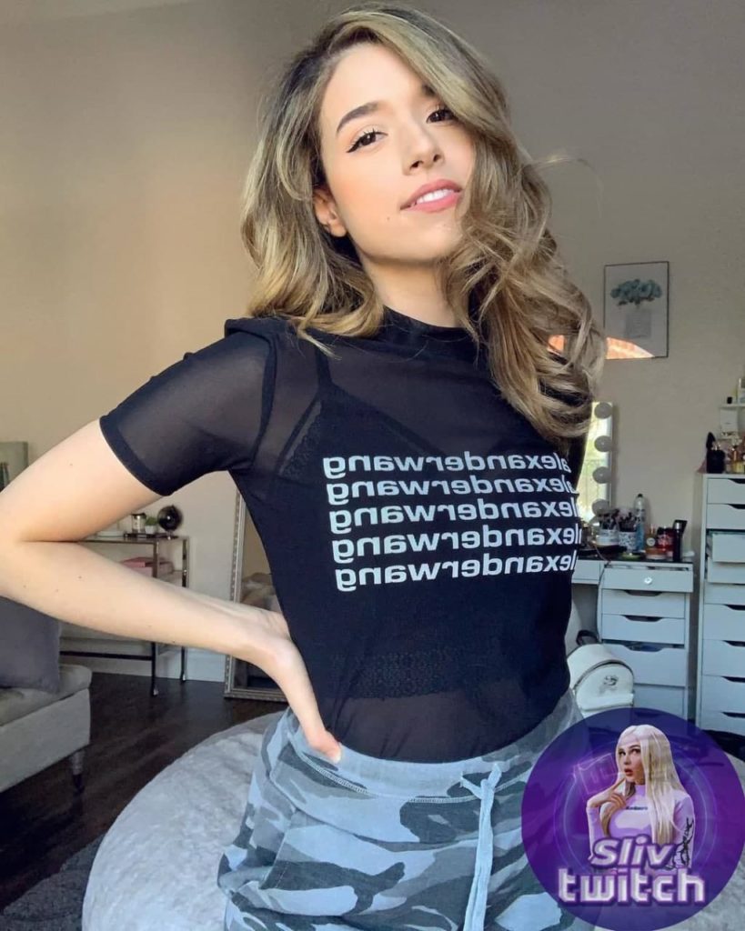 POKIMANE top 50 hot photos and 6 videos - Sliv-Twitch