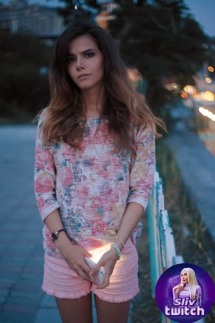 Ann_ayo слив горячих фото - Sliv-Twitch | Энн Айо